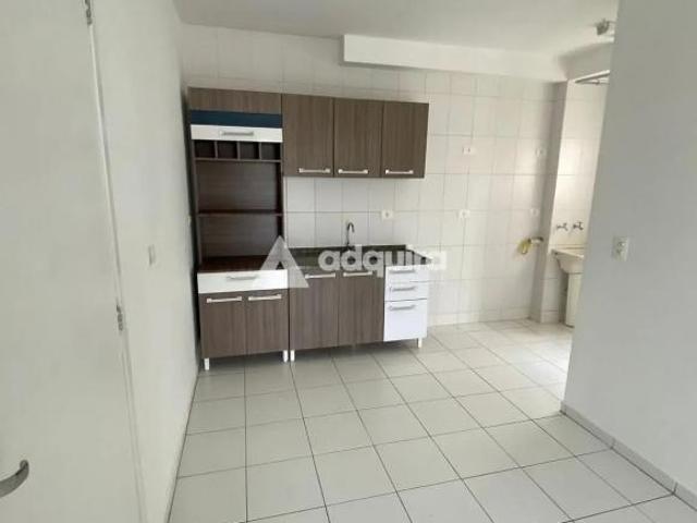 Apartamento em Uvaranas, Ponta Grossa/PR de 45m² 2 quartos à venda por R$ 173.000,00
