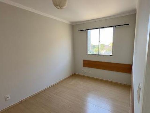 Apartamento em Vale dos Tucanos, Londrina/PR de 108m² 2 quartos à venda por R$ 297.000,00