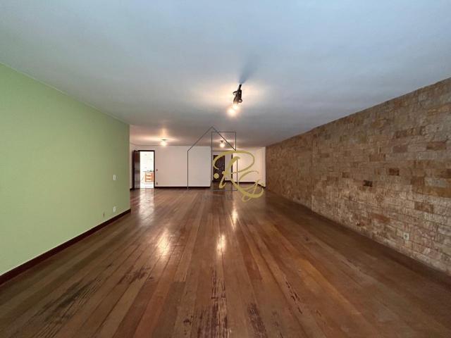 Apartamento em Várzea, Teresópolis/RJ de 186m² 3 quartos à venda por R$ 849.900,00