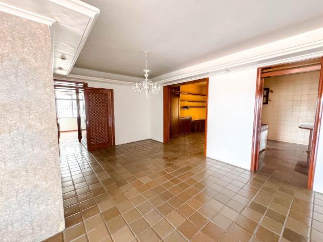 Apartamento em Vicente Pinzon, Fortaleza/CE de 161m² 3 quartos à venda por R$ 434.000,00