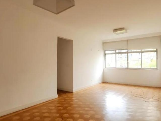 Apartamento em Vila Madalena com 2 quartos, 92m²