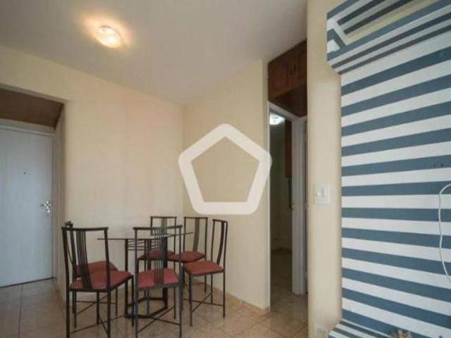 Apartamento em Vila Mascote