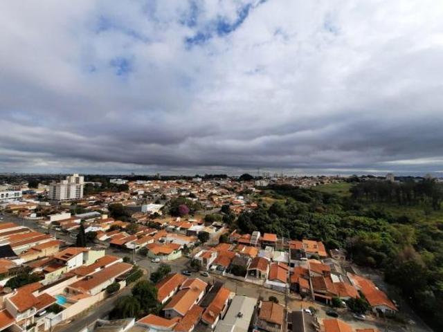 Apartamento em Vila Massucheto Americana