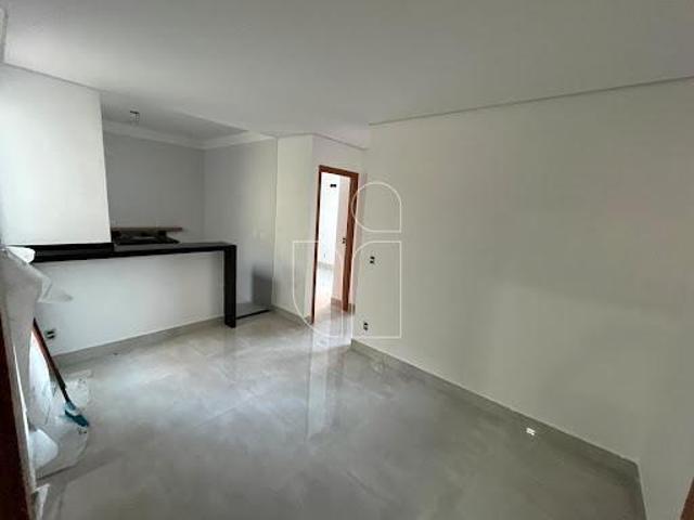 Apartamento em Vila Maria Marília
