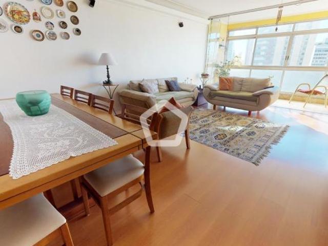 Apartamento em Vila Mariana