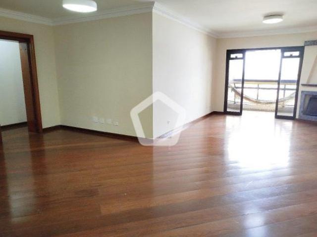 Apartamento em Vila Mariana