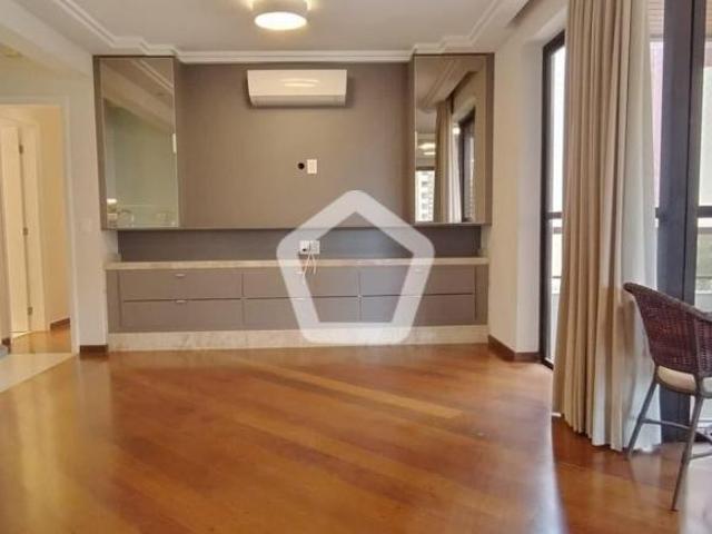 Apartamento em Vila Mariana