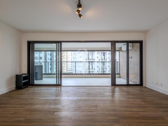 Apartamento em Vila Mariana, São Paulo/SP de 145m² 3 quartos à venda por R$ 2.596.000,00