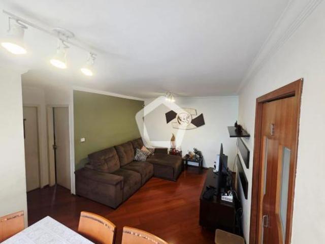 Apartamento em Vila Moinho Velho