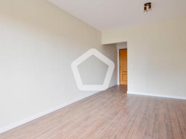 Apartamento em Vila Monumento