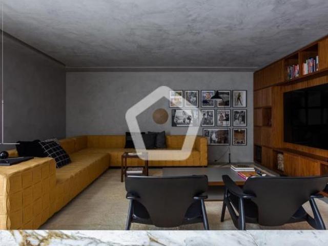 Apartamento em Vila Nova Conceição