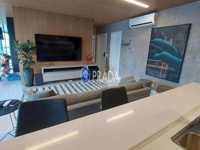 Apartamento em Vila Nova Conceição, São Paulo/SP de 134m² 3 quartos à venda por R$ 3.200.000,00