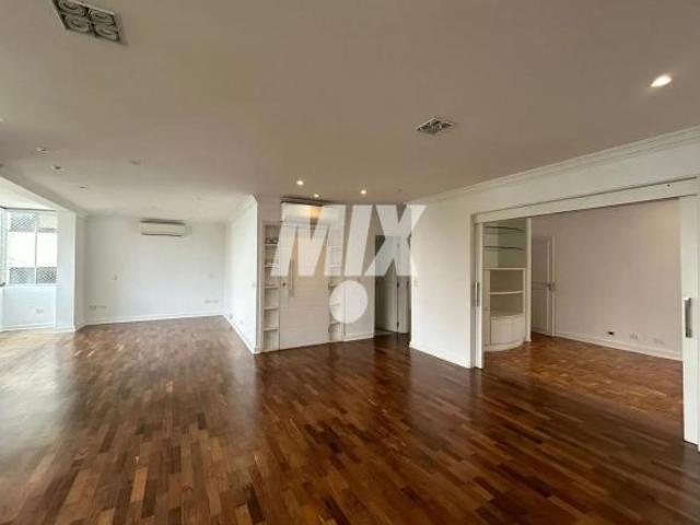 Apartamento em Vila Nova Conceição, São Paulo/SP de 205m² 4 quartos à venda por R$ 5.600.000,00