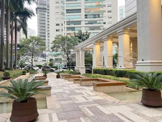 Apartamento em Vila Nova Conceição, São Paulo/SP de 50m² 1 quartos à venda por R$ 1.462.000,00
