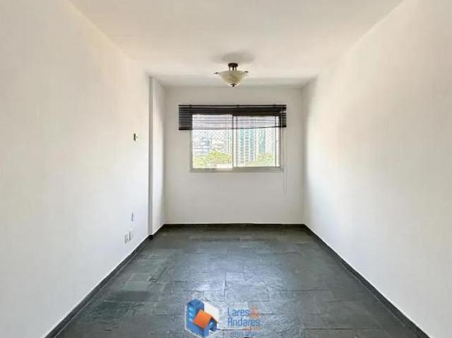 Apartamento em Vila Nova Conceição, São Paulo/SP de 68m² 2 quartos à venda por R$ 710.000,00