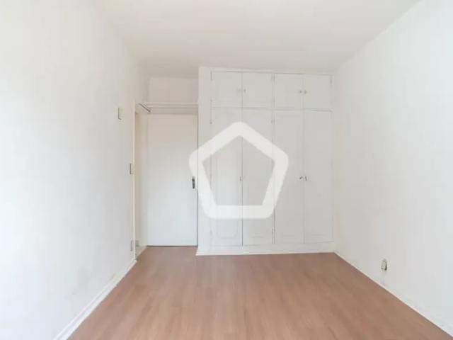 Apartamento em Vila Olímpia