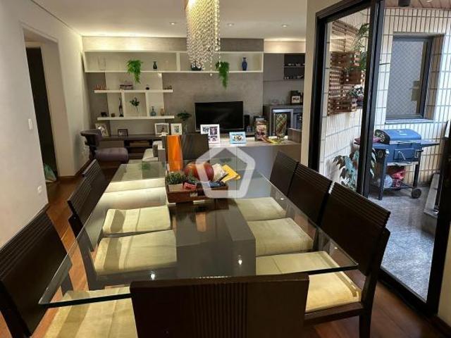 Apartamento em Vila Olímpia