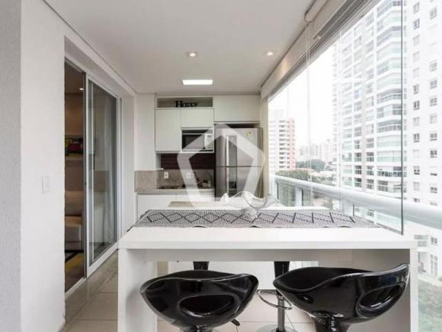 Apartamento em Vila Olímpia