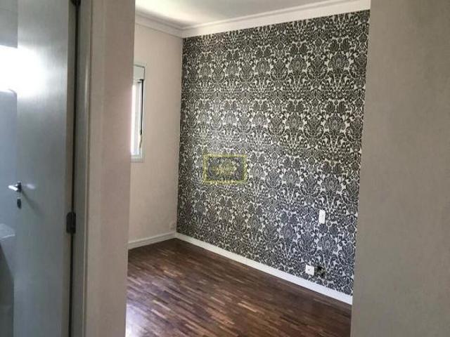 Apartamento em Vila Olímpia com 140 metros de área útil, paa venda