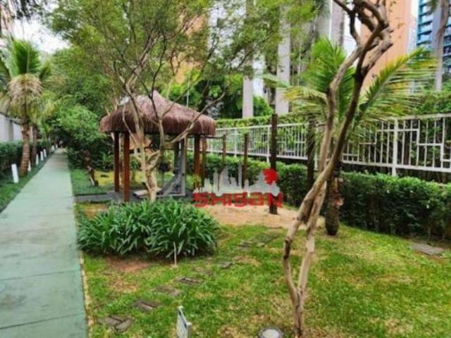 Apartamento em Vila Olímpia com 100m²