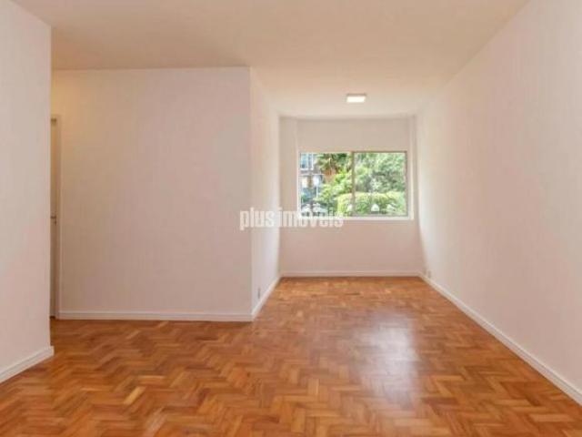 Apartamento em Vila Olímpia com 67m²