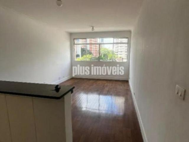 Apartamento em Vila Olímpia com 76m²