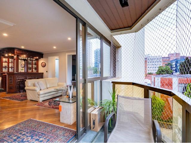 Apartamento em Vila Olímpia, São Paulo/SP de 131m² 3 quartos à venda por R$ 1.549.900,00