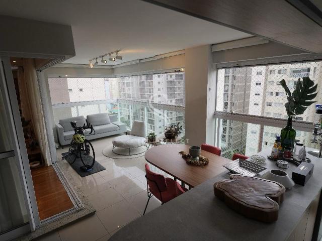 Apartamento em Vila Olímpia, São Paulo/SP de 210m² 4 quartos à venda por R$ 5.249.900,00