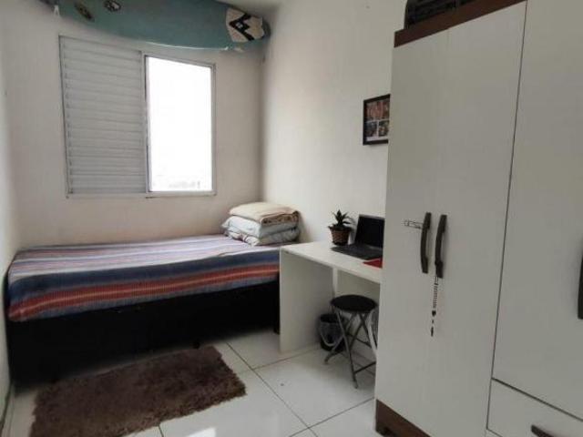 Apartamento em Vila Omar Americana