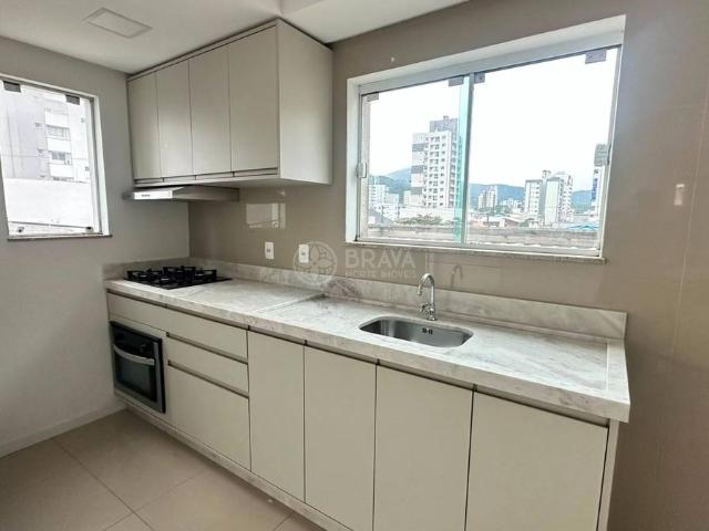 Apartamento em Vila Operária, Itajaí/SC de 60m² 2 quartos para locação R$ 3.500,00/mes