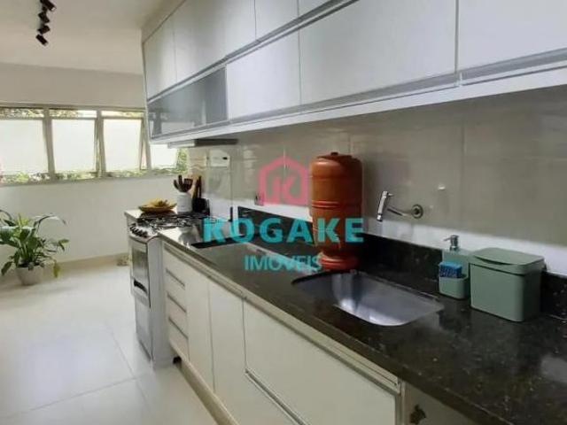 Apartamento em Vila Adyana, São José dos Campos/SP de 116m² 3 quartos à venda por R$ 7.327,00