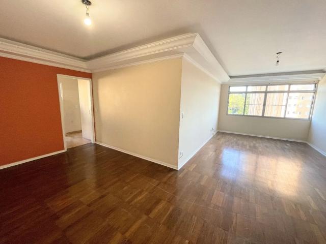 Apartamento em Vila Adyana, São José dos Campos/SP de 130m² 3 quartos à venda por R$ 949.000,00