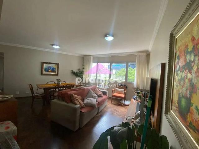 Apartamento em Vila Adyana, São José dos Campos/SP de 94m² 3 quartos à venda por R$ 749.000,00