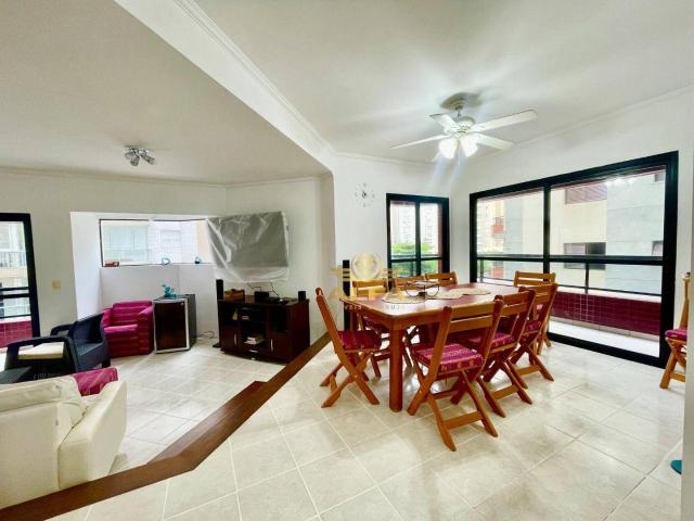 Apartamento em Vila Alzira, Guarujá/SP de 120m² 3 quartos à venda por R$ 949.900,00