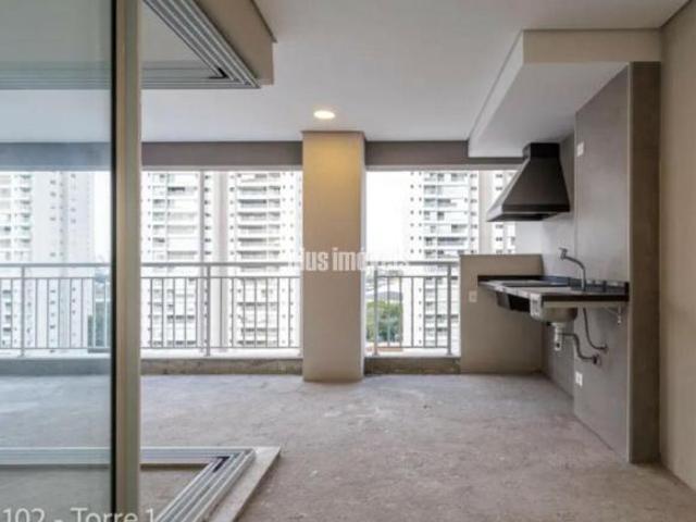 Apartamento em Vila Anastácio com 157m²