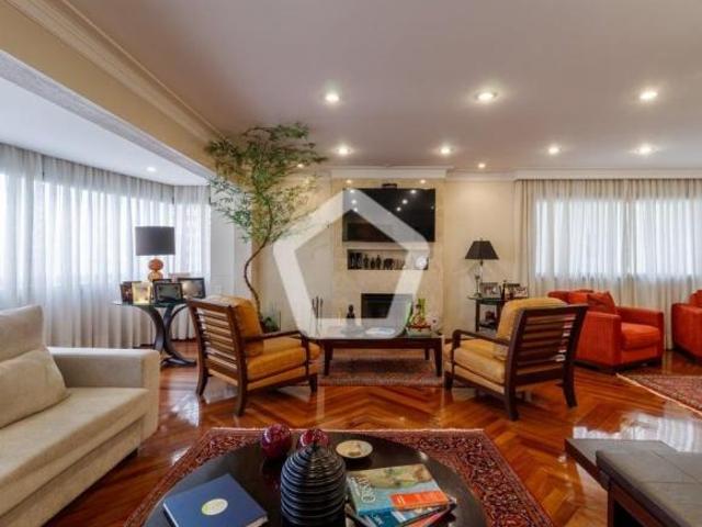 Apartamento em Vila Andrade