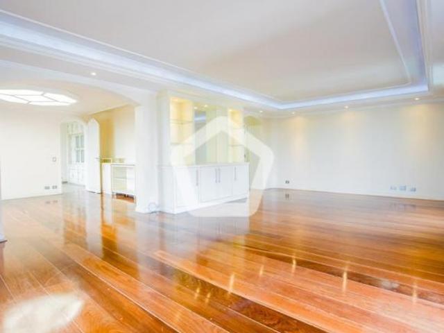 Apartamento em Vila Andrade