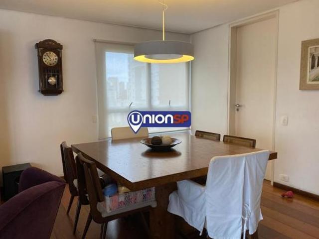 Apartamento em Vila Andrade