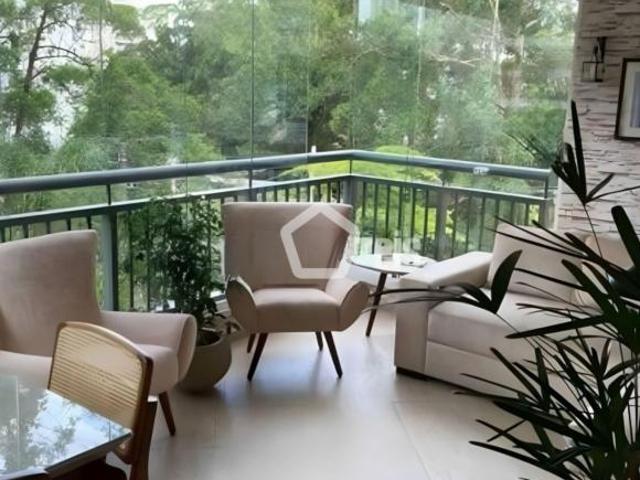 Apartamento em Vila Andrade