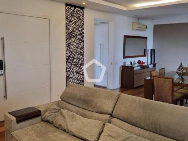 Apartamento em Vila Andrade