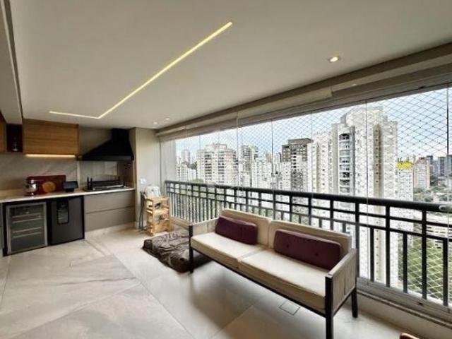 Apartamento em Vila Andrade, São Paulo/SP de 129m² 3 quartos à venda por R$ 2.100.000,00