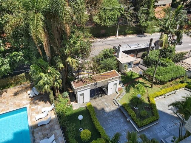 Apartamento em Vila Andrade, São Paulo/SP de 130m² 3 quartos à venda por R$ 689.900,00