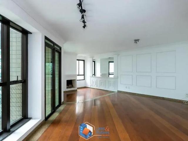 Apartamento em Vila Andrade, São Paulo/SP de 184m² 3 quartos à venda por R$ 1.100.000,00