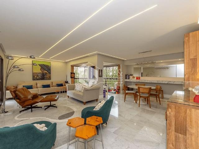Apartamento em Vila Andrade, São Paulo/SP de 198m² 4 quartos à venda por R$ 1.199.900,00