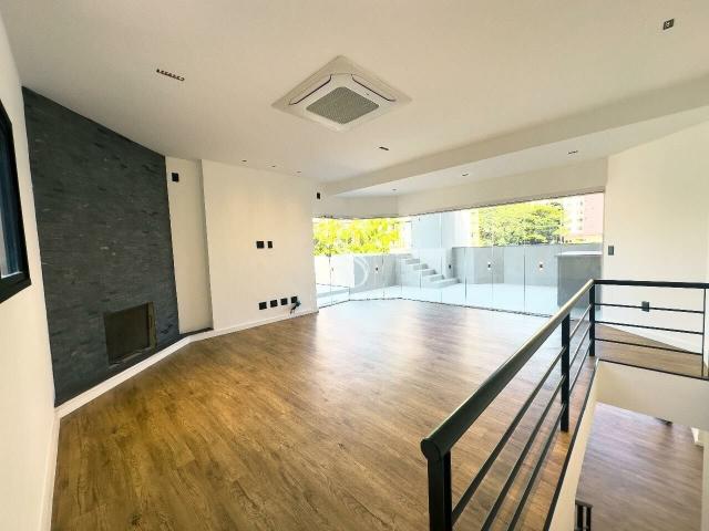 Apartamento em Vila Andrade, São Paulo/SP de 220m² 3 quartos à venda por R$ 1.999.900,00