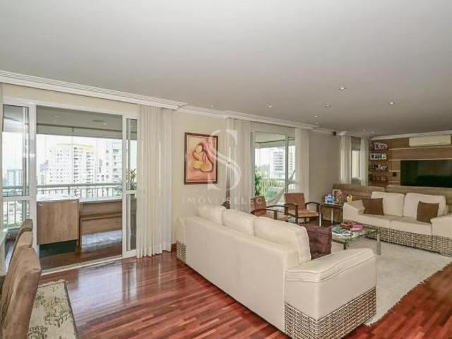 Apartamento em Vila Andrade, São Paulo/SP de 223m² 3 quartos à venda por R$ 2.390.000,00