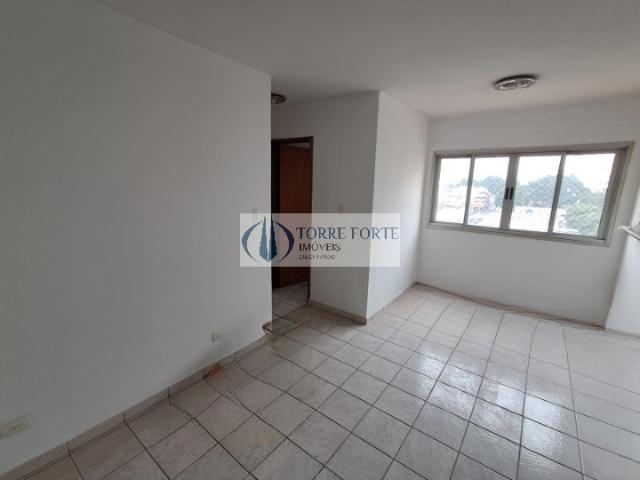 Apartamento em Vila Antonieta, São Paulo/SP de 62m² 2 quartos para locação R$ 1.500,00/mes