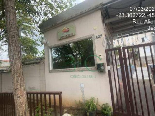Apartamento em Vila Aprazível, Jacareí/SP de 41m² 2 quartos à venda por R$ 141.037,17