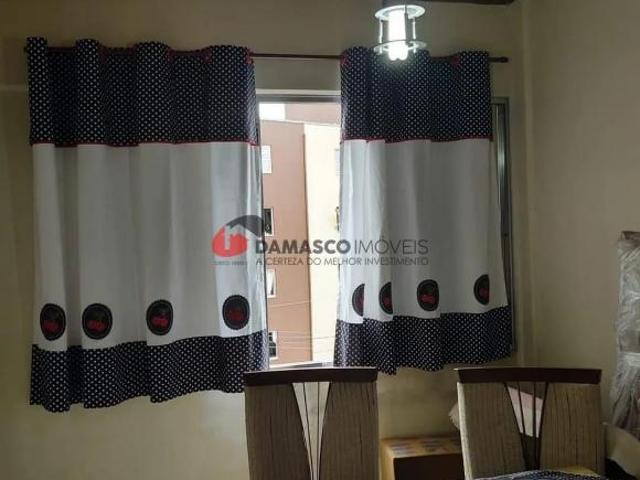 Apartamento em Vila Aquilino