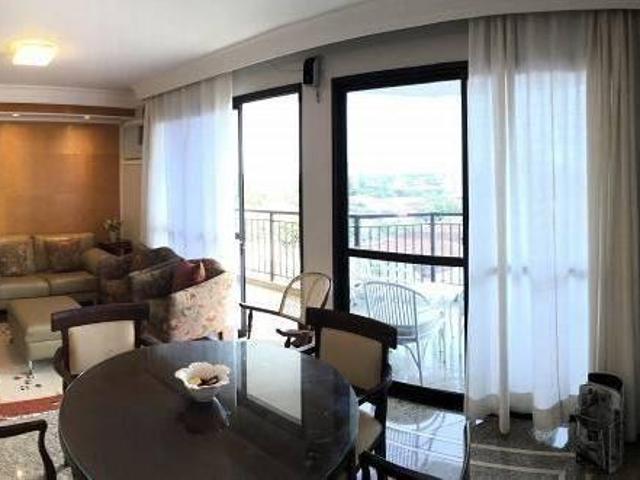 Apartamento em Vila Bandeirantes, Araçatuba/SP de 396m² 5 quartos à venda por R$ 1.250.000,00